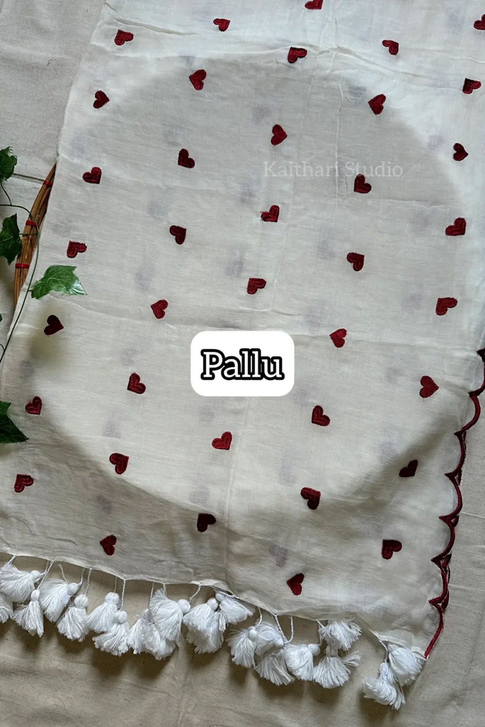 Heart Embroidery Mul Cotton Sarees – cream with maroon – KS112 ...